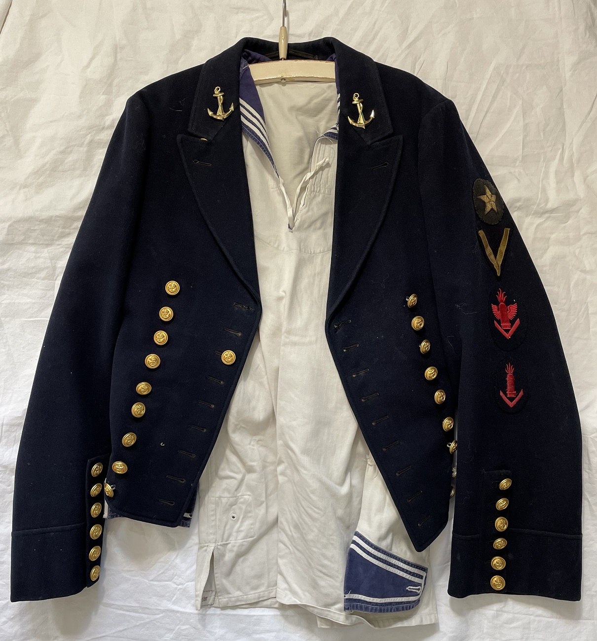 Uniform Matrose Gefreiter Geschützführer WK II | Kunsthandel Hagedorn